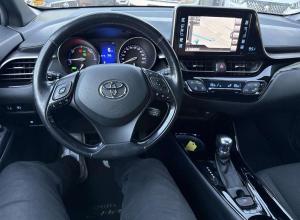 Sarkans Toyota C-HR 2018 Utena, ar dzinēja tilpumu 1.80 L un nobraukumu 197 tūkst. km par 14150 €, foto 20 vietnē AUTOMOTO.COM.LV