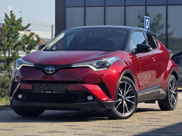 Red Toyota C-HR 2018 in Siauliai, with an engine capacity of 1.80 L and mileage of 154 thousand km for 17400 €, photo 4 on AUTOMOTO.COM.LV
