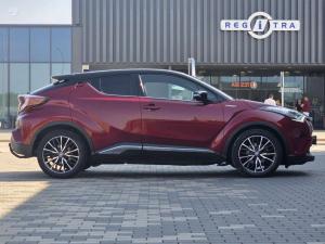 Красный Тойота C-HR 2018 в Шяуляй, объемом двигателя 1.80 л и пробегом 154 тыс. км за 17400 €, фото 14 на AUTOMOTO.COM.LV