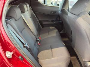 Red Toyota C-HR 2018 in Siauliai, with an engine capacity of 1.80 L and mileage of 98 thousand km for 18900 €, photo 23 on AUTOMOTO.COM.LV