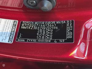 Red Toyota C-HR 2018 in Siauliai, with an engine capacity of 1.80 L and mileage of 98 thousand km for 18900 €, photo 27 on AUTOMOTO.COM.LV