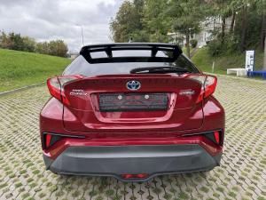 Sarkans Toyota C-HR 2018 Kauņa, ar dzinēja tilpumu 1.80 L un nobraukumu 87 tūkst. km par 17550 €, foto 8 vietnē AUTOMOTO.COM.LV