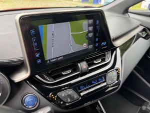 Sarkans Toyota C-HR 2018 Kauņa, ar dzinēja tilpumu 1.80 L un nobraukumu 87 tūkst. km par 17550 €, foto 17 vietnē AUTOMOTO.COM.LV