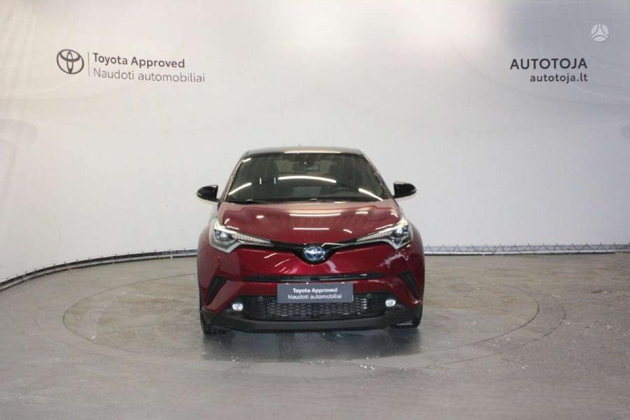 Красный Тойота C-HR 2019 в Каунас, объемом двигателя 1.80 л и пробегом 94 тыс. км за 21500 €, фото 5 на AUTOMOTO.COM.LV