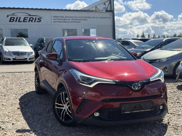 Red Toyota C-HR 2019 in Utena, with an engine capacity of 1.80 L and mileage of 199 thousand km for 14990 €, photo 1 on AUTOMOTO.COM.LV