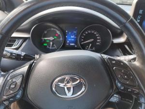 Sarkans Toyota C-HR 2019 Utena, ar dzinēja tilpumu 1.80 L un nobraukumu 164 tūkst. km par 15950 €, foto 14 vietnē AUTOMOTO.COM.LV