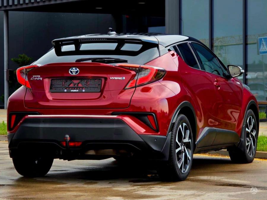 Красный Тойота C-HR 2019 в Шяуляй, объемом двигателя 1.80 л и пробегом 164 тыс. км за 17500 €, фото 14 на AUTOMOTO.COM.LV