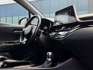 Красный Тойота C-HR 2019 в Шяуляй, объемом двигателя 1.80 л и пробегом 164 тыс. км за 17500 €, фото 26 на AUTOMOTO.COM.LV