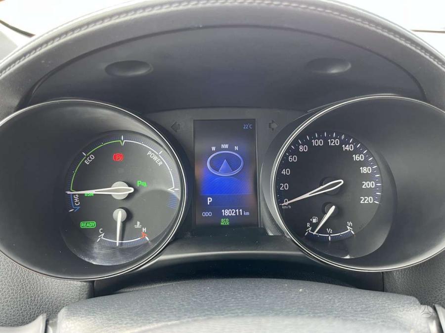 Sarkans Toyota C-HR 2019 Marijampole, ar dzinēja tilpumu 1.80 L un nobraukumu 180 tūkst. km par 15900 €, foto 13 vietnē AUTOMOTO.COM.LV