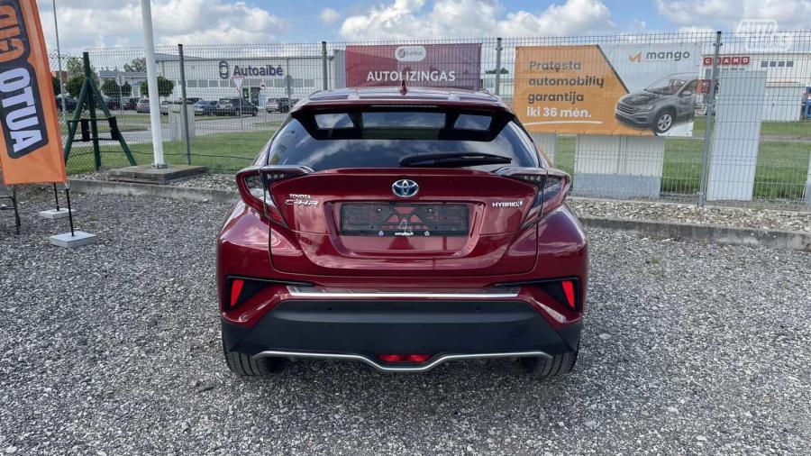 Sarkans Toyota C-HR 2019 Marijampole, ar dzinēja tilpumu 1.80 L un nobraukumu 180 tūkst. km par 15900 €, foto 8 vietnē AUTOMOTO.COM.LV