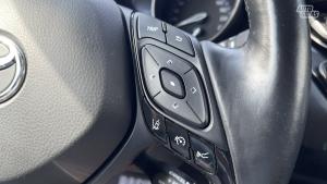 Sarkans Toyota C-HR 2019 Marijampole, ar dzinēja tilpumu 1.80 L un nobraukumu 180 tūkst. km par 15900 €, foto 15 vietnē AUTOMOTO.COM.LV