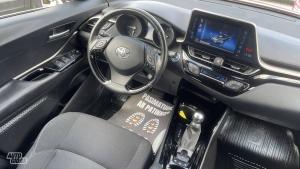 Sarkans Toyota C-HR 2019 Marijampole, ar dzinēja tilpumu 1.80 L un nobraukumu 180 tūkst. km par 15900 €, foto 17 vietnē AUTOMOTO.COM.LV