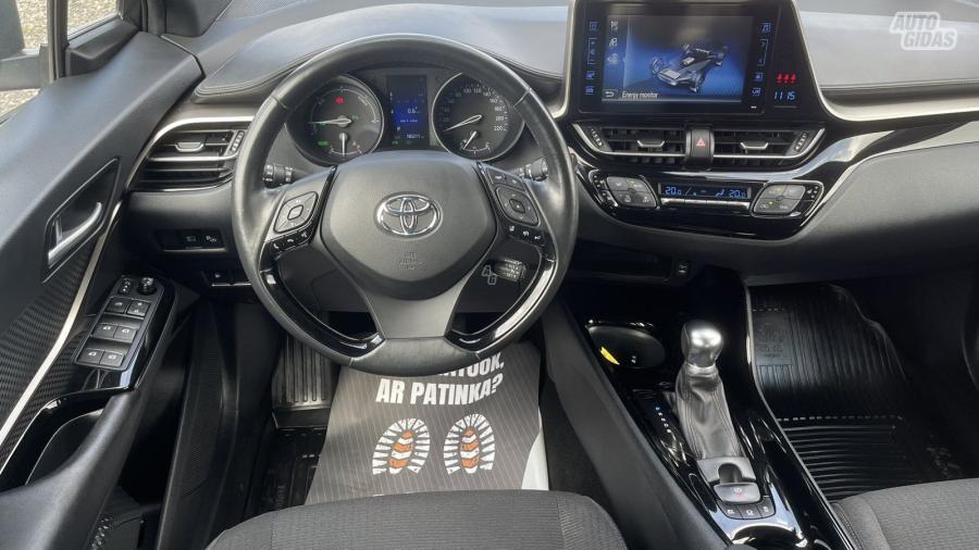 Sarkans Toyota C-HR 2019 Marijampole, ar dzinēja tilpumu 1.80 L un nobraukumu 180 tūkst. km par 15900 €, foto 18 vietnē AUTOMOTO.COM.LV
