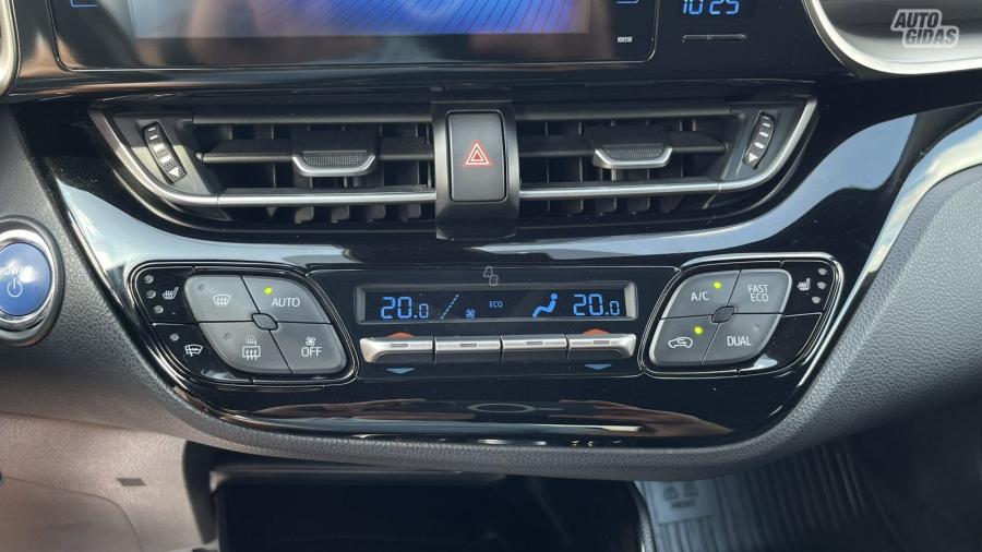 Sarkans Toyota C-HR 2019 Marijampole, ar dzinēja tilpumu 1.80 L un nobraukumu 180 tūkst. km par 15900 €, foto 26 vietnē AUTOMOTO.COM.LV
