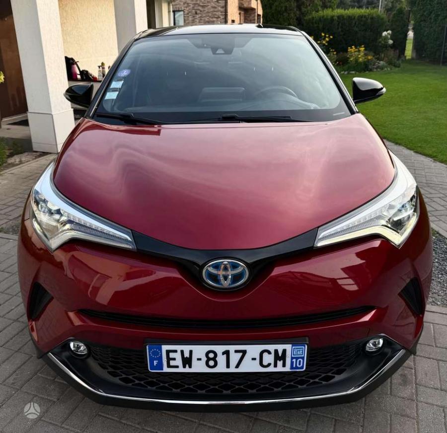 Красный Тойота C-HR 2019 в Каунас, объемом двигателя 1.80 л и пробегом 186 тыс. км за 16850 €, фото 5 на AUTOMOTO.COM.LV