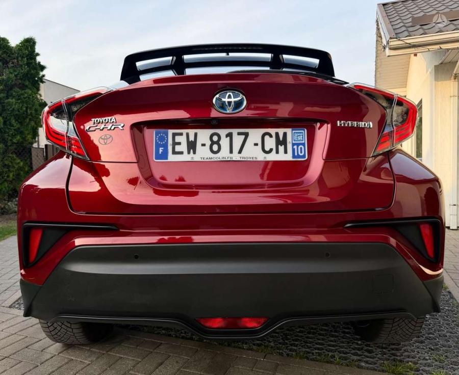 Красный Тойота C-HR 2019 в Каунас, объемом двигателя 1.80 л и пробегом 186 тыс. км за 16850 €, фото 16 на AUTOMOTO.COM.LV