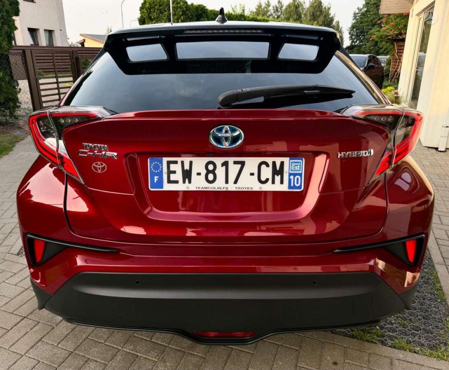 Красный Тойота C-HR 2019 в Каунас, объемом двигателя 1.80 л и пробегом 186 тыс. км за 16850 €, фото 23 на AUTOMOTO.COM.LV