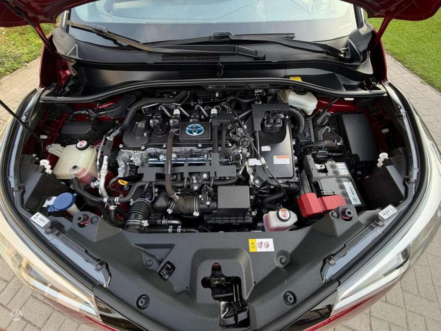 Красный Тойота C-HR 2019 в Каунас, объемом двигателя 1.80 л и пробегом 186 тыс. км за 16850 €, фото 26 на AUTOMOTO.COM.LV