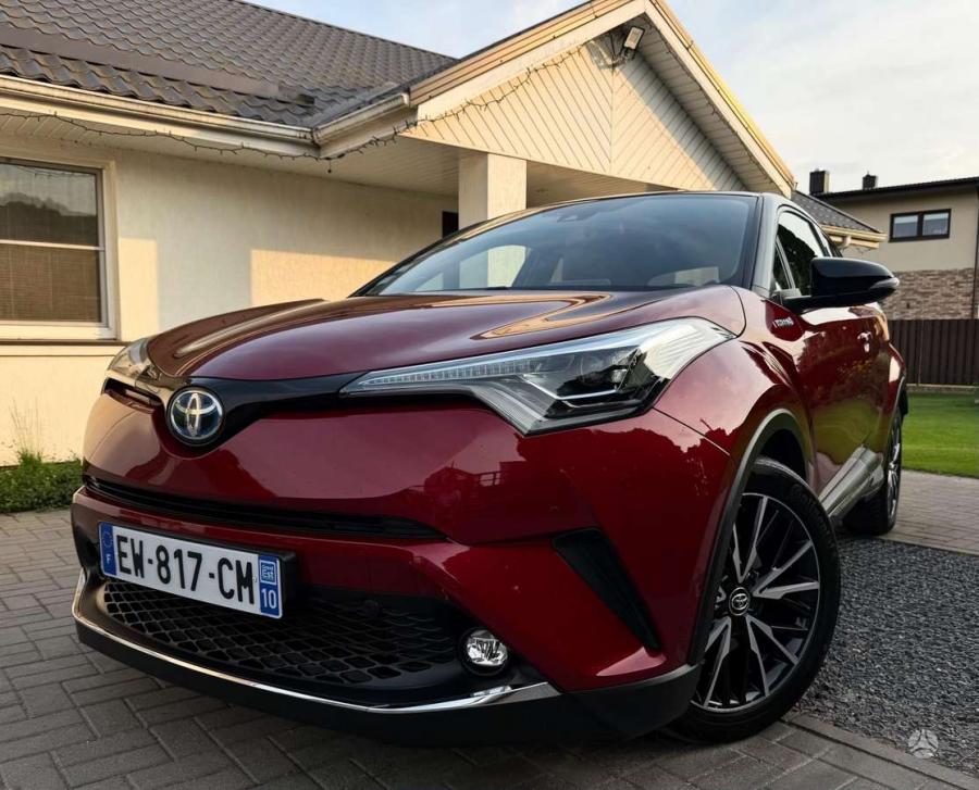 Красный Тойота C-HR 2019 в Каунас, объемом двигателя 1.80 л и пробегом 186 тыс. км за 16850 €, фото 27 на AUTOMOTO.COM.LV