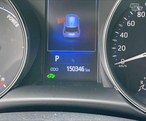 Red Toyota C-HR 2019 in Kaunas, with an engine capacity of 1.80 L and mileage of 150 thousand km for 16333 €, photo 10 on AUTOMOTO.COM.LV