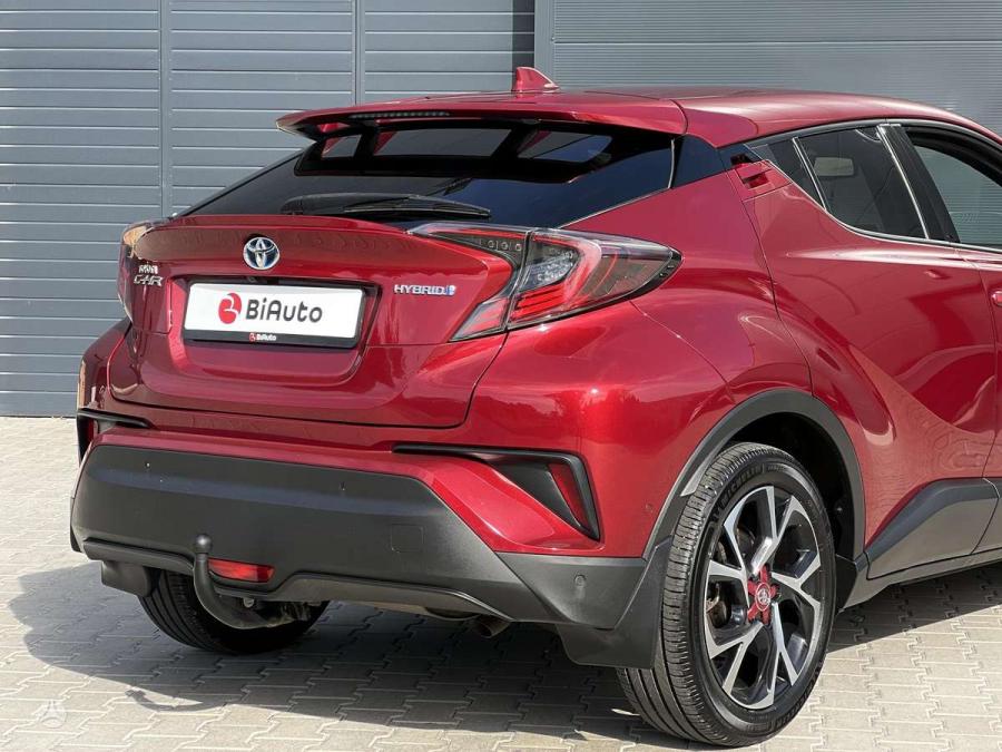 Sarkans Toyota C-HR 2019 Utena, ar dzinēja tilpumu 1.80 L un nobraukumu 200 tūkst. km par 15350 €, foto 18 vietnē AUTOMOTO.COM.LV