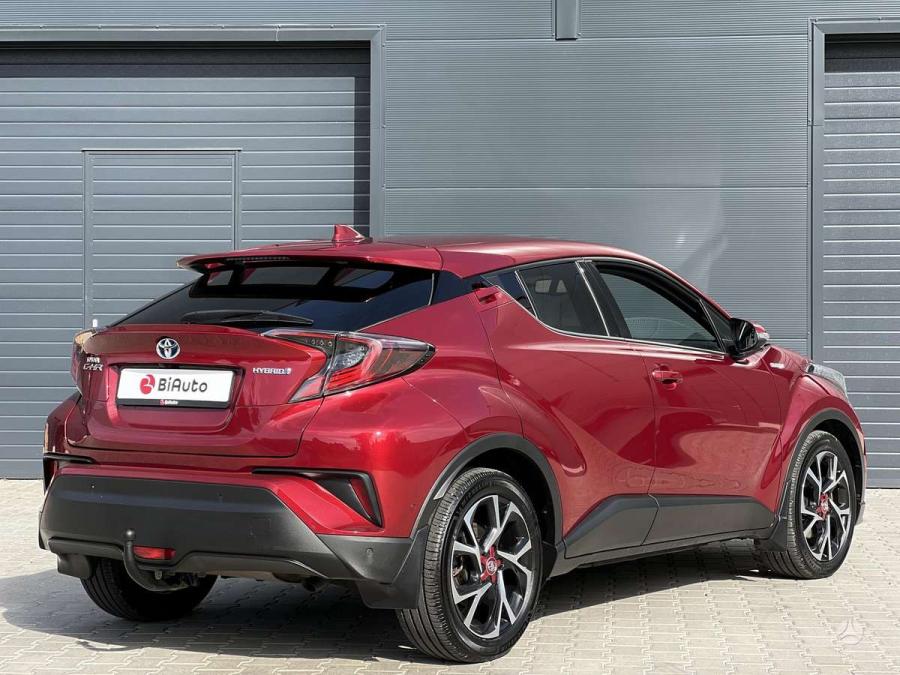 Sarkans Toyota C-HR 2019 Utena, ar dzinēja tilpumu 1.80 L un nobraukumu 200 tūkst. km par 15350 €, foto 19 vietnē AUTOMOTO.COM.LV