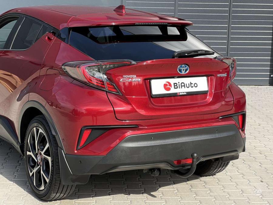 Sarkans Toyota C-HR 2019 Utena, ar dzinēja tilpumu 1.80 L un nobraukumu 200 tūkst. km par 15350 €, foto 22 vietnē AUTOMOTO.COM.LV