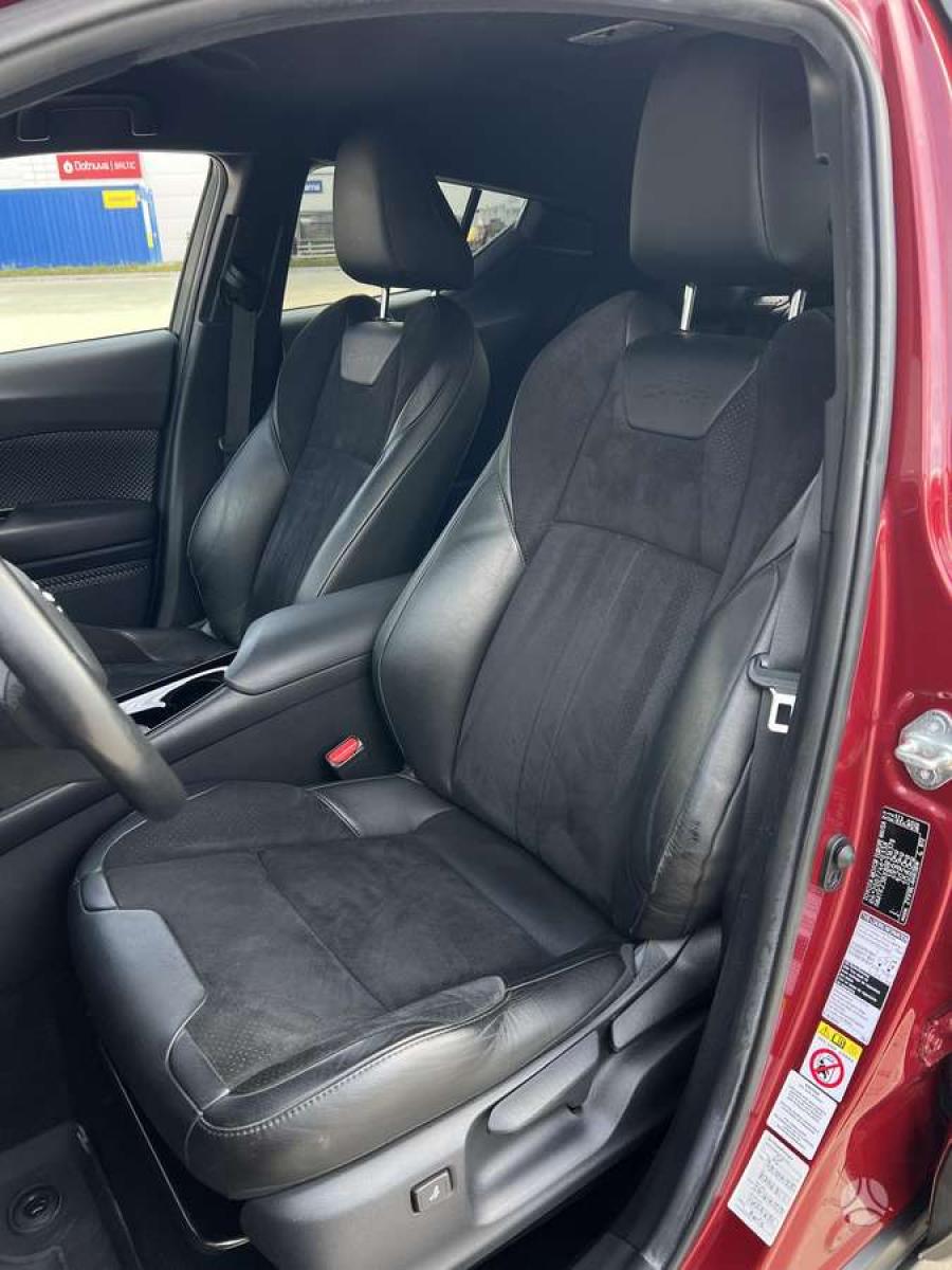 Sarkans Toyota C-HR 2019 Utena, ar dzinēja tilpumu 1.80 L un nobraukumu 200 tūkst. km par 15350 €, foto 34 vietnē AUTOMOTO.COM.LV
