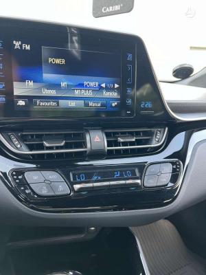 Sarkans Toyota C-HR 2019 Utena, ar dzinēja tilpumu 1.80 L un nobraukumu 200 tūkst. km par 15350 €, foto 50 vietnē AUTOMOTO.COM.LV