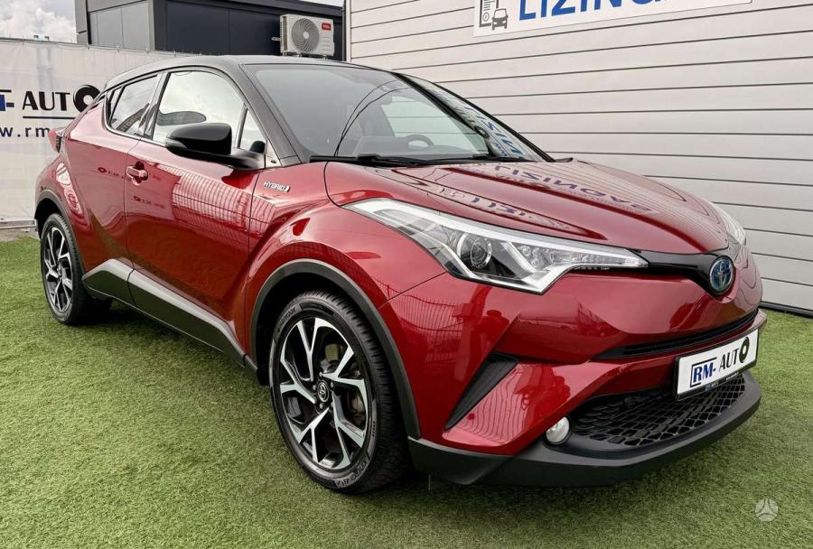 Красный Тойота C-HR 2019 в Паневежис, объемом двигателя 1.80 л и пробегом 180 тыс. км за 15900 €, фото 4 на AUTOMOTO.COM.LV