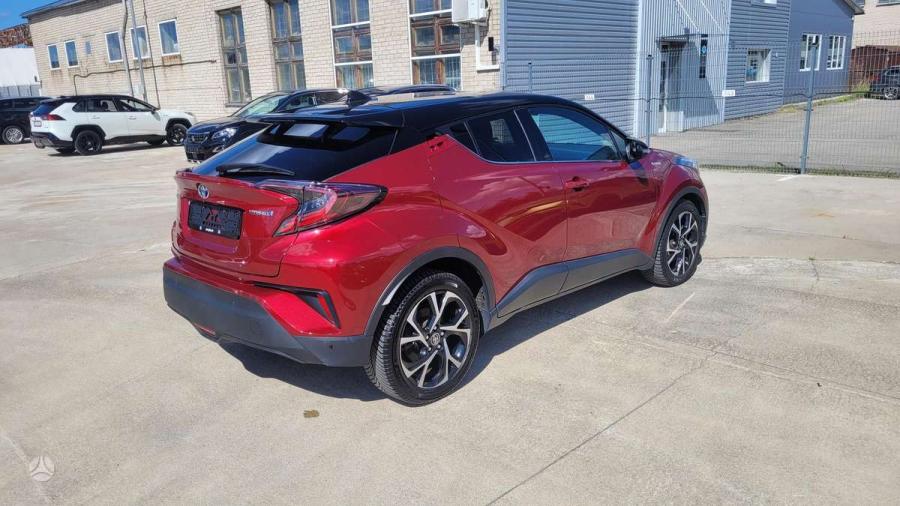 Sarkans Toyota C-HR 2019 Šauļi, ar dzinēja tilpumu 1.80 L un nobraukumu 131 tūkst. km par 16300 €, foto 10 vietnē AUTOMOTO.COM.LV