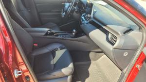 Sarkans Toyota C-HR 2019 Šauļi, ar dzinēja tilpumu 1.80 L un nobraukumu 131 tūkst. km par 16300 €, foto 15 vietnē AUTOMOTO.COM.LV