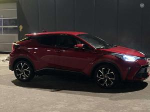 Sarkans Toyota C-HR 2020 Viļņa, ar dzinēja tilpumu 1.99 L un nobraukumu 113 tūkst. km par 20 €, foto 4 vietnē AUTOMOTO.COM.LV