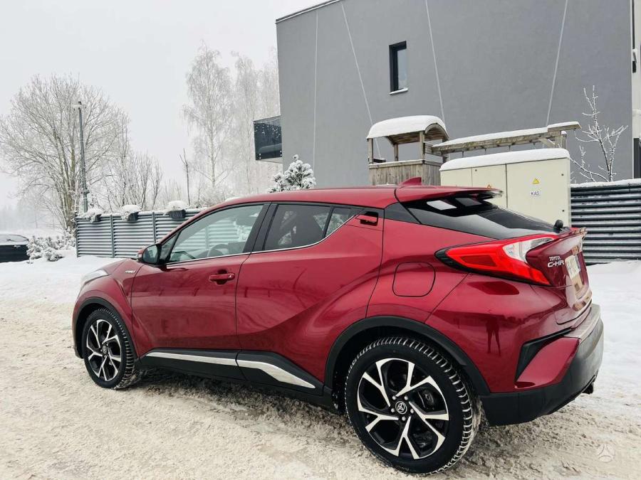 Sarkans Toyota C-HR 2020 Kauņa, ar dzinēja tilpumu 1.80 L un nobraukumu 55 tūkst. km par 18300 €, foto 7 vietnē AUTOMOTO.COM.LV
