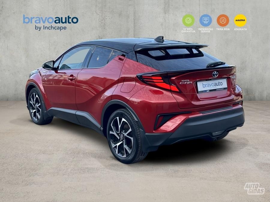 Красный Тойота C-HR 2020 в Каунас, объемом двигателя 1.80 л и пробегом 86 тыс. км за 22471 €, фото 3 на AUTOMOTO.COM.LV
