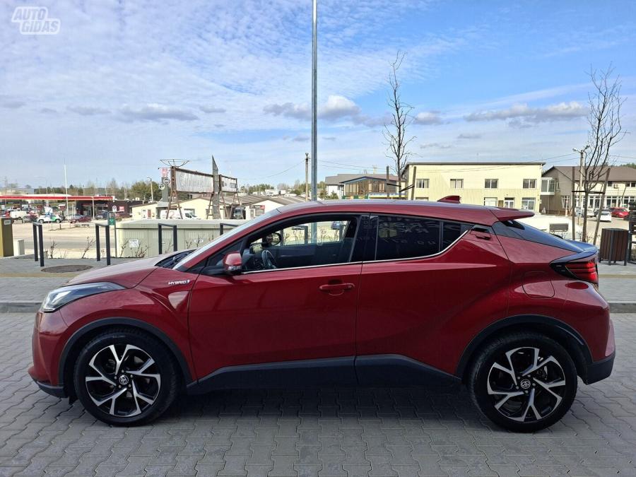 Красный Тойота C-HR 2020 в Вильнюс, объемом двигателя 1.80 л и пробегом 179 тыс. км за 17950 €, фото 6 на AUTOMOTO.COM.LV