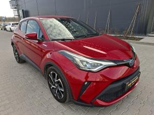 Red Toyota C-HR 2020 in Vilnius, with an engine capacity of 1.80 L and mileage of 179 thousand km for 17600 €, photo 8 on AUTOMOTO.COM.LV