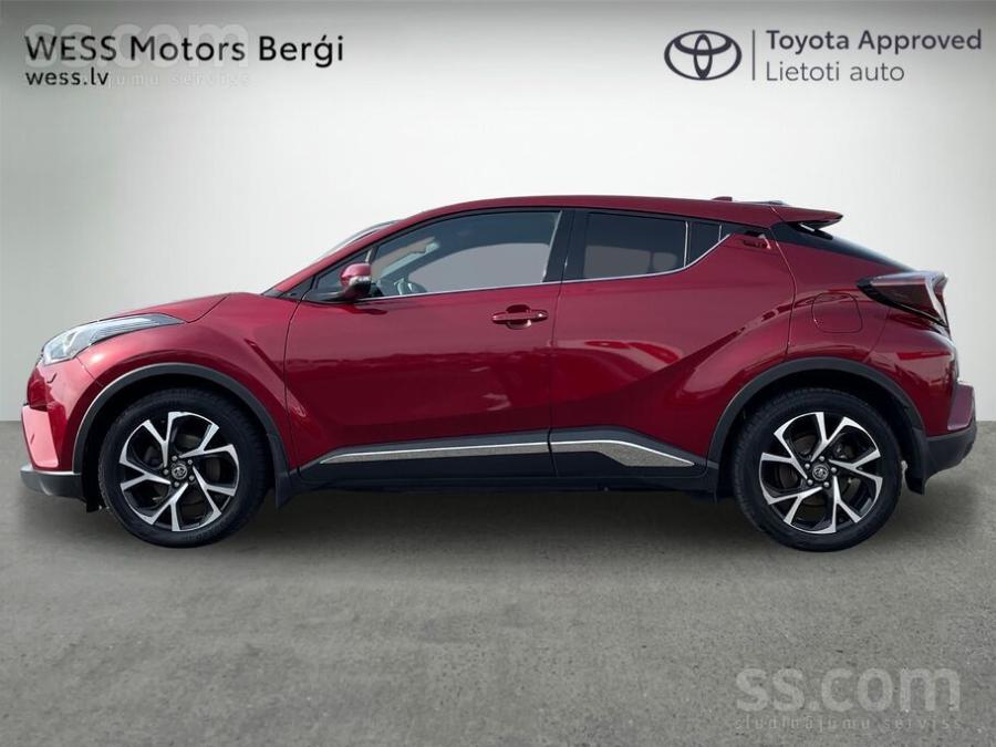 Red Toyota C-HR 2020 in Riga, with an engine capacity of 1.20 L and mileage of 178 thousand km for 15990 €, photo 4 on AUTOMOTO.COM.LV