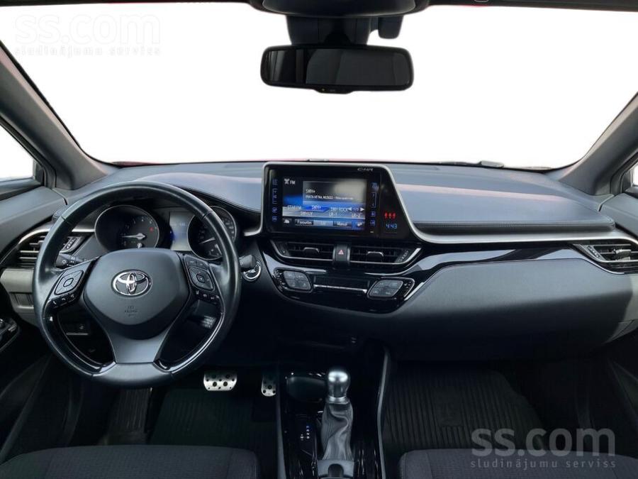 Red Toyota C-HR 2020 in Riga, with an engine capacity of 1.20 L and mileage of 178 thousand km for 15990 €, photo 9 on AUTOMOTO.COM.LV
