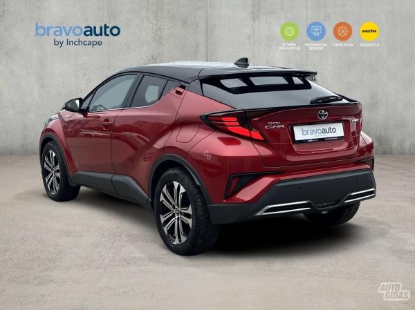 Красный Тойота C-HR 2020 в Каунас, объемом двигателя 2.00 л и пробегом 127 тыс. км за 22771 €, фото 3 на AUTOMOTO.COM.LV