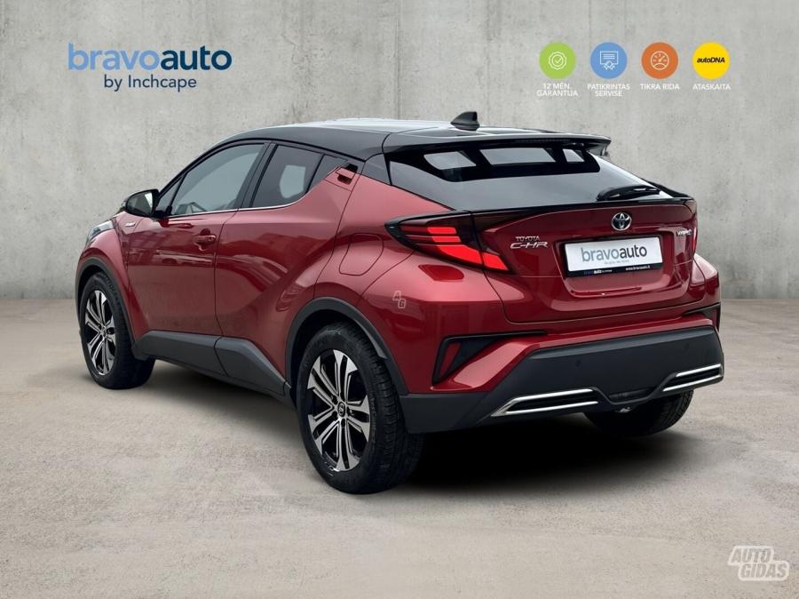 Красный Тойота C-HR 2020 в Каунас, объемом двигателя 2.00 л и пробегом 127 тыс. км за 22771 €, фото 4 на AUTOMOTO.COM.LV