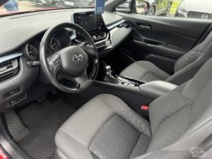 Красный Тойота C-HR 2020 в Каунас, объемом двигателя 2.00 л и пробегом 127 тыс. км за 22771 €, фото 10 на AUTOMOTO.COM.LV