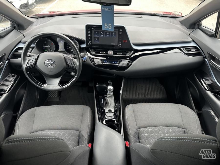 Красный Тойота C-HR 2020 в Каунас, объемом двигателя 2.00 л и пробегом 127 тыс. км за 22771 €, фото 13 на AUTOMOTO.COM.LV