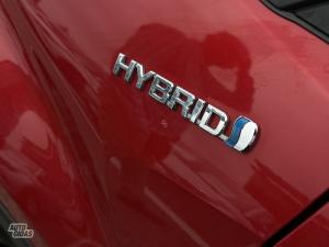 Красный Тойота C-HR 2020 в Каунас, объемом двигателя 2.00 л и пробегом 127 тыс. км за 22771 €, фото 27 на AUTOMOTO.COM.LV