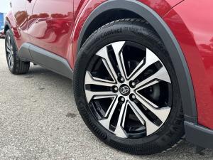 Красный Тойота C-HR 2020 в Каунас, объемом двигателя 2.00 л и пробегом 127 тыс. км за 22771 €, фото 28 на AUTOMOTO.COM.LV
