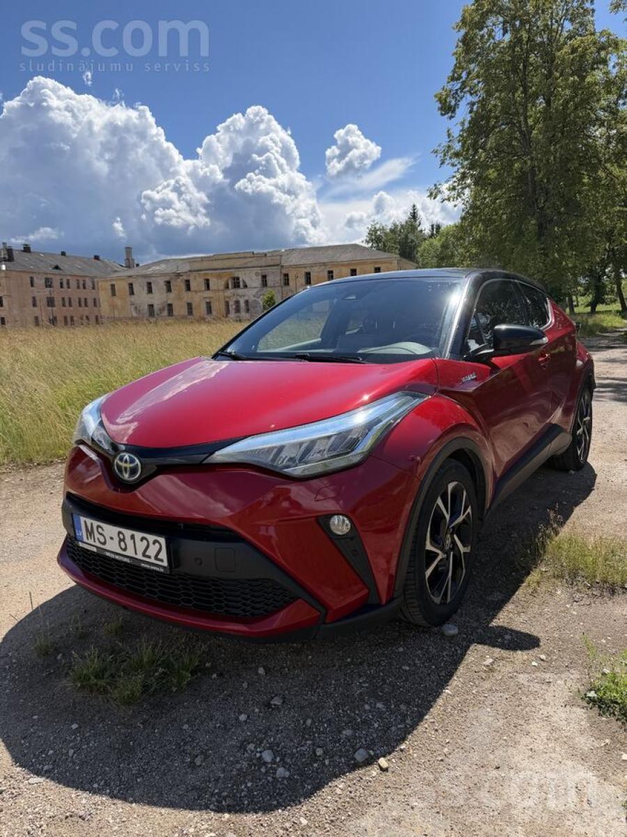 Красный Тойота C-HR 2020 в Даугавпилс, объемом двигателя 1.80 л и пробегом 100 тыс. км за 18500 €, фото 4 на AUTOMOTO.COM.LV