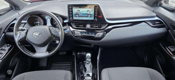 Красный Тойота C-HR 2020 в Вильнюс, объемом двигателя 1.99 л и пробегом 74 тыс. км за 24750 €, фото 7 на AUTOMOTO.COM.LV