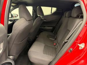 Red Toyota C-HR 2020 in Panevezys, with an engine capacity of 1.99 L and mileage of 150 thousand km for 21590 €, photo 13 on AUTOMOTO.COM.LV