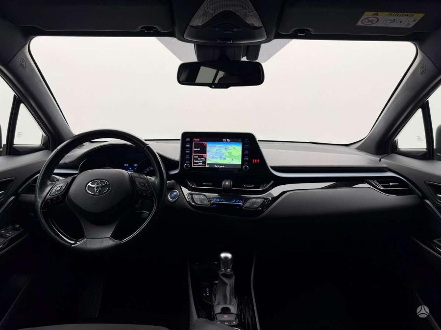 Red Toyota C-HR 2020 in Panevezys, with an engine capacity of 1.99 L and mileage of 150 thousand km for 21590 €, photo 19 on AUTOMOTO.COM.LV