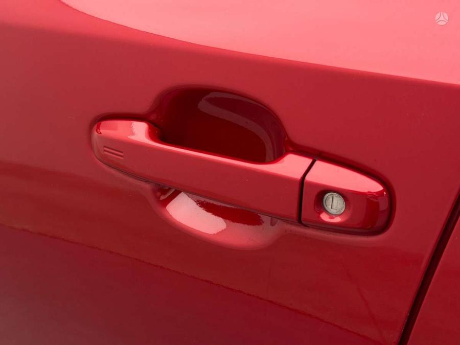 Red Toyota C-HR 2020 in Panevezys, with an engine capacity of 1.99 L and mileage of 150 thousand km for 21590 €, photo 34 on AUTOMOTO.COM.LV